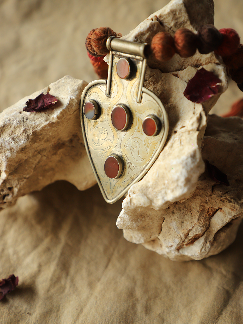 Scarlett - The Cordiform Pendant Necklace